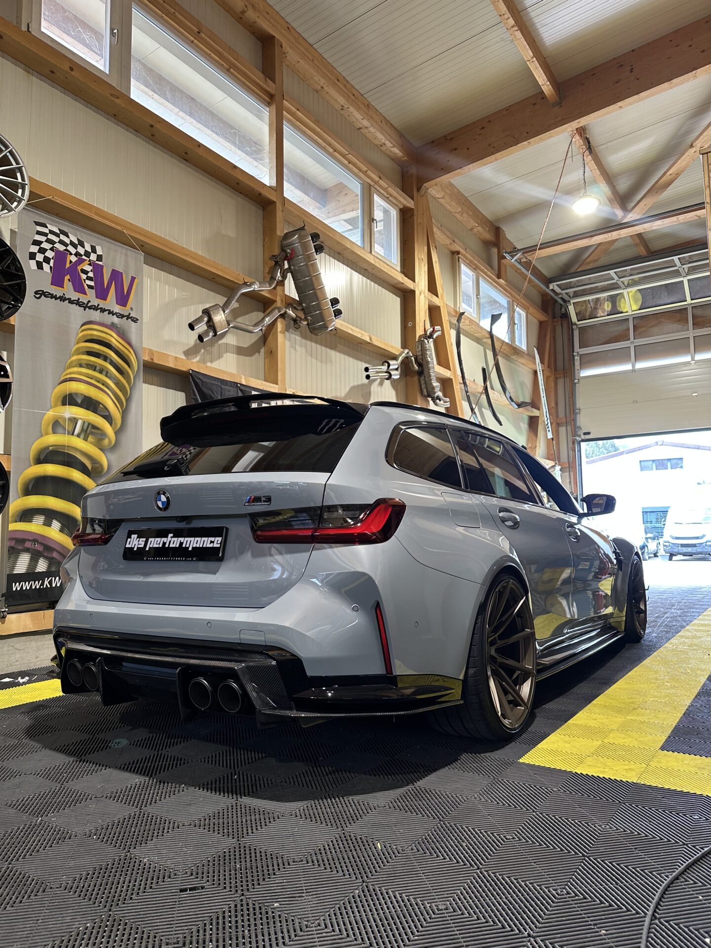 DKS Performance - Roof Spoiler SQ-Style passend für BMW G81 (Touring)
