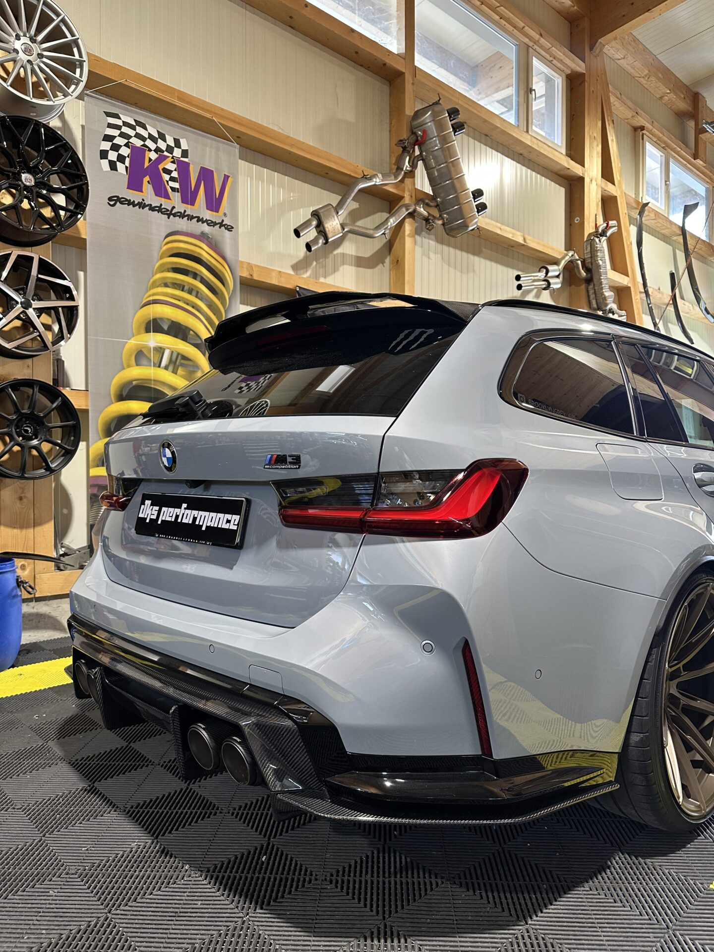 DKS Performance - Roof Spoiler SQ-Style passend für BMW G81 (Touring)